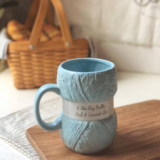 Ball Of Wool Ceramic Mug – GiftBoxLondon